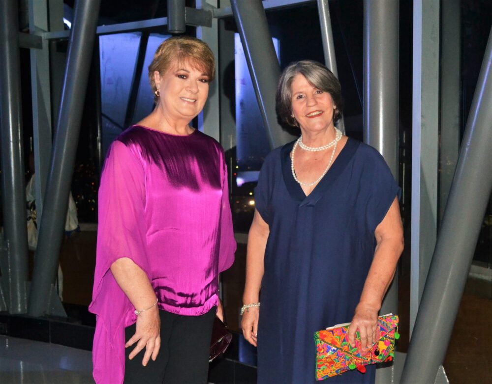 McDonald´s inaugura Patio Colombia • Online Plus