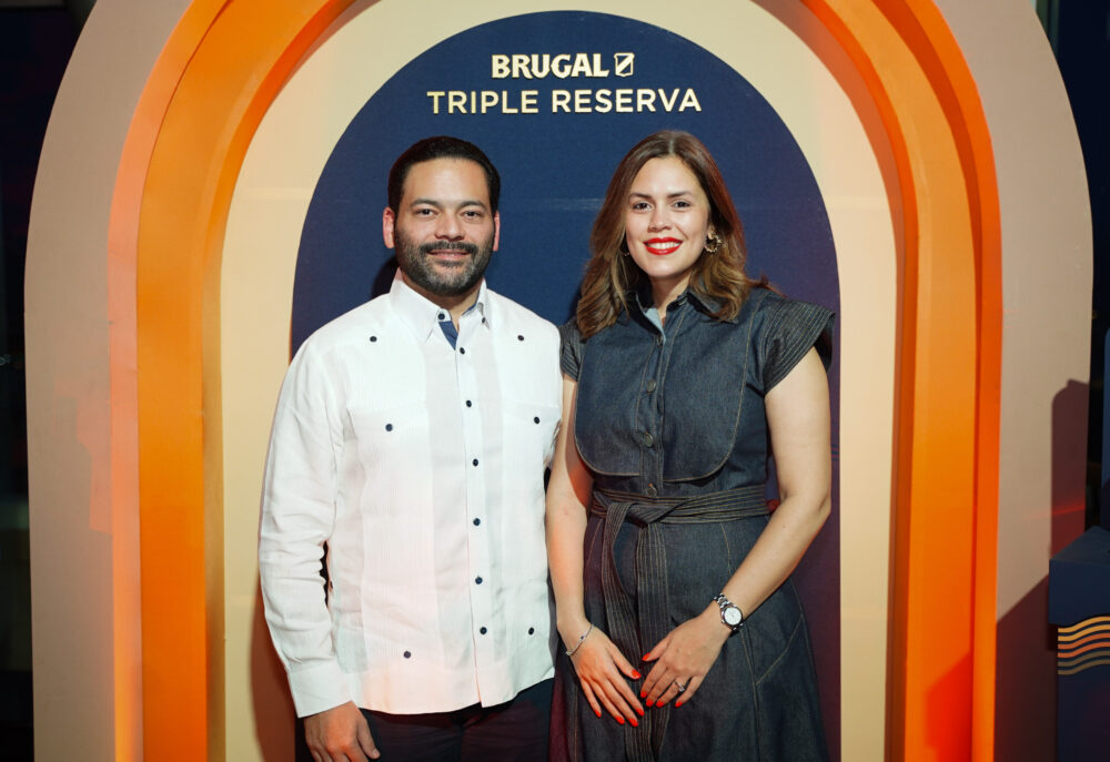 Casa Brugal lanza su nuevo Ron Brugal Triple Reserva | Online Plus