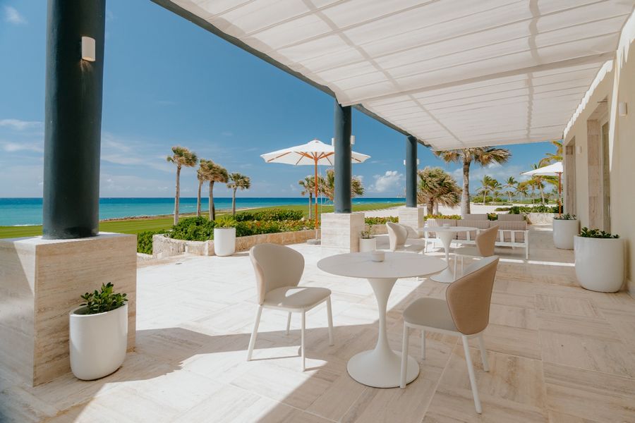 Punta Espada Restaurant by Eden Roc inaugura servicio de cenas | Online ...