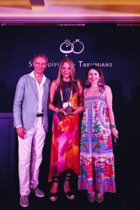 Carmen Rosa de Torres de Grupo Puntacana gana Best Champion Independent ...